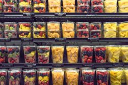 A Small Business Guide to Packaging and Shipping Perishable Food